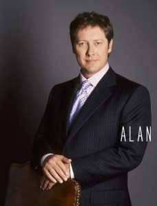 Alan Shore | Pateando el mundo